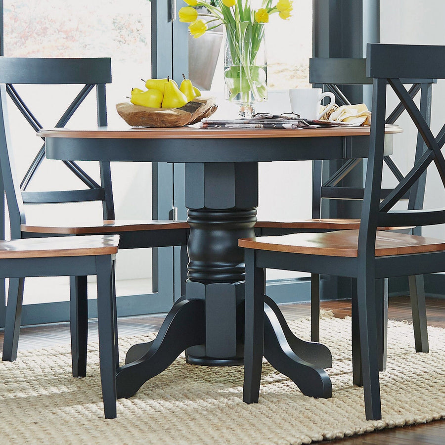 Traditional Pedestal Dining Table By Bishop | Huck & Peck